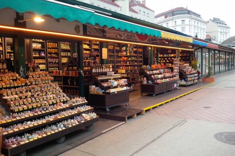The Naschmarkt in Vienna / Austria - Food & Farmers' Markets